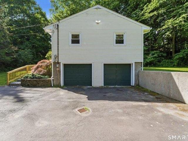 house with 3 bedroom, Newtown CT ES104907577