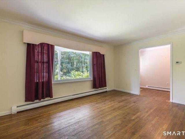 house with 3 bedroom, Newtown CT ES103623755