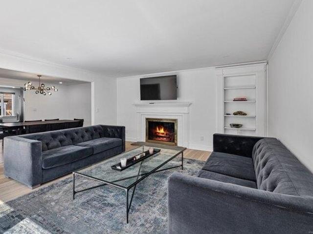 house with 3 bedroom, New Canaan CT ES104328614