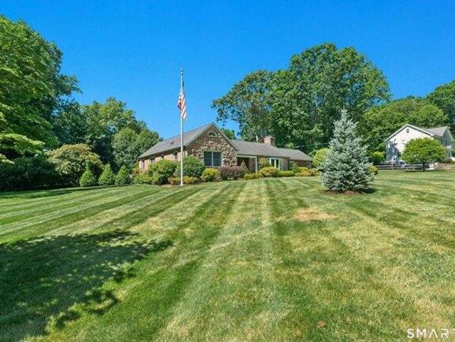 house with 3 bedroom, New Canaan CT ES104792280