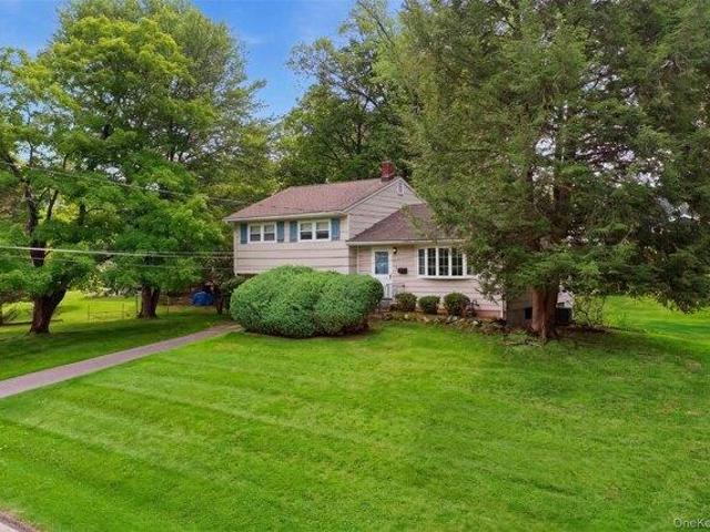 house with 3 bedroom, New City NY ES104905719