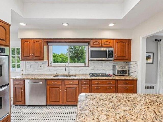 house with 3 bedroom, New City NY ES105207086