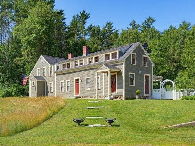 house with 3 bedroom, New Boston NH ES104235631