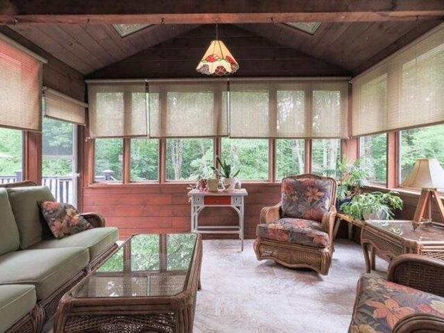 house with 3 bedroom, New Boston NH ES103848383