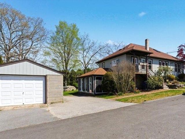 house with 3 bedroom, New Bedford MA DLS102156805