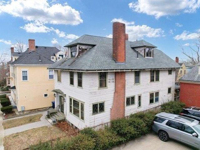 house with 3 bedroom, New Bedford MA DLS102343927
