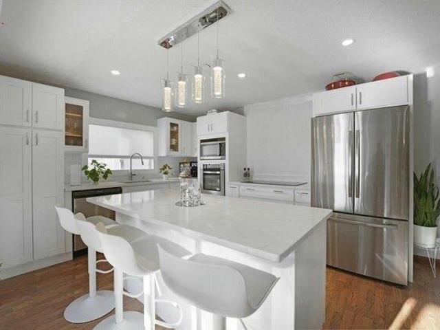 house with 3 bedroom, New Bedford MA DS102442953