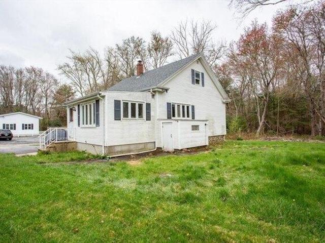 house with 3 bedroom, New Bedford MA DS102776436