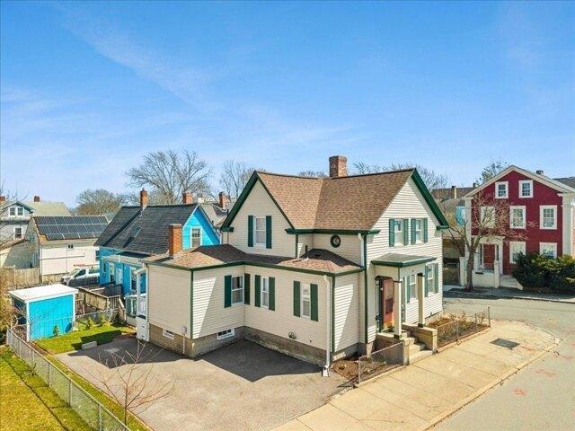 house with 3 bedroom, New Bedford MA DS102799075