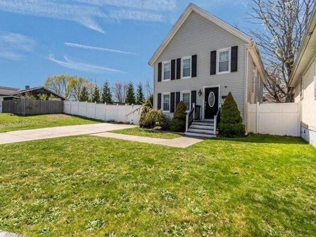 house with 3 bedroom, New Bedford MA DS102723924