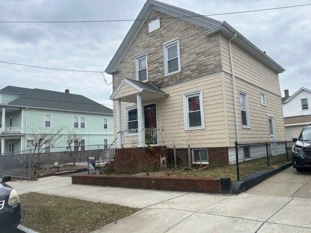 house with 3 bedroom, New Bedford MA DS102801375