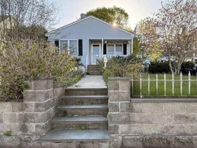 house with 3 bedroom, New Bedford MA DS103433531