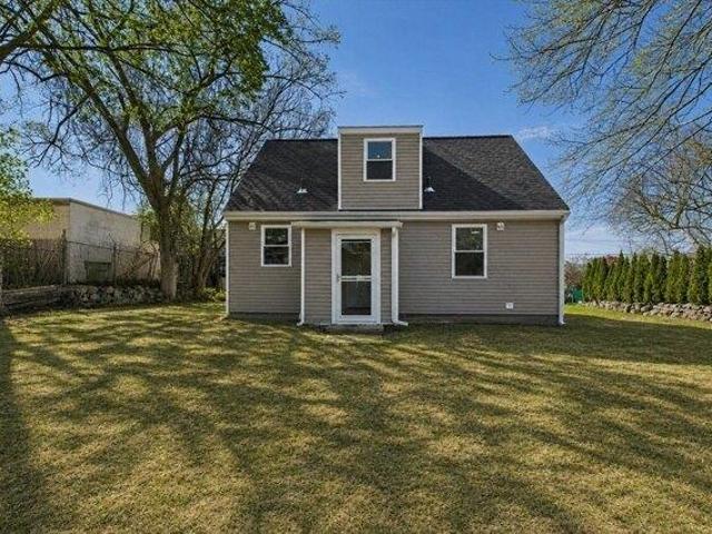 house with 3 bedroom, New Bedford MA ES103072955