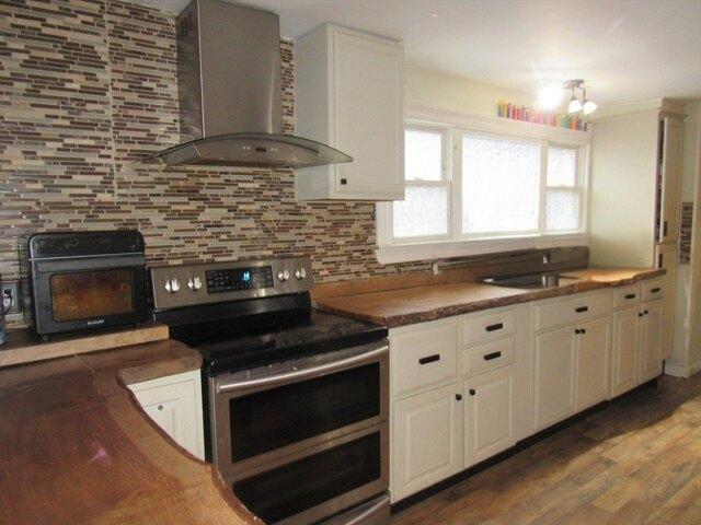 house with 3 bedroom, New Bedford MA ES103037986