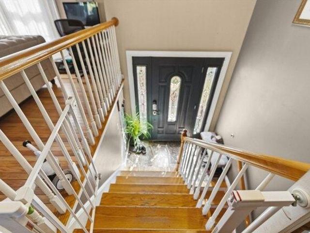 house with 3 bedroom, New Bedford MA ES103158649