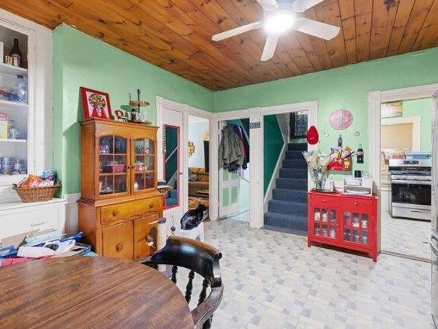house with 3 bedroom, New Bedford MA ES103222155