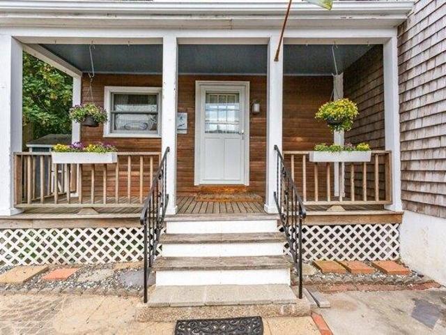 house with 3 bedroom, New Bedford MA ES104850149