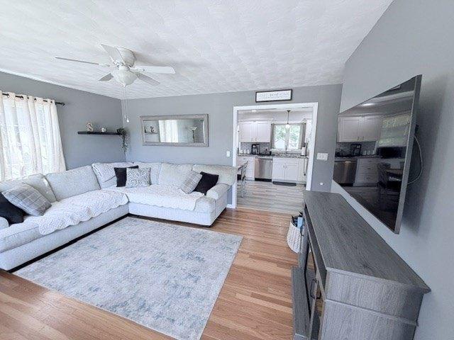 house with 3 bedroom, New Bedford MA ES104852923