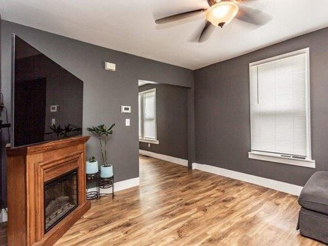 house with 3 bedroom, New Bedford MA ES105080130