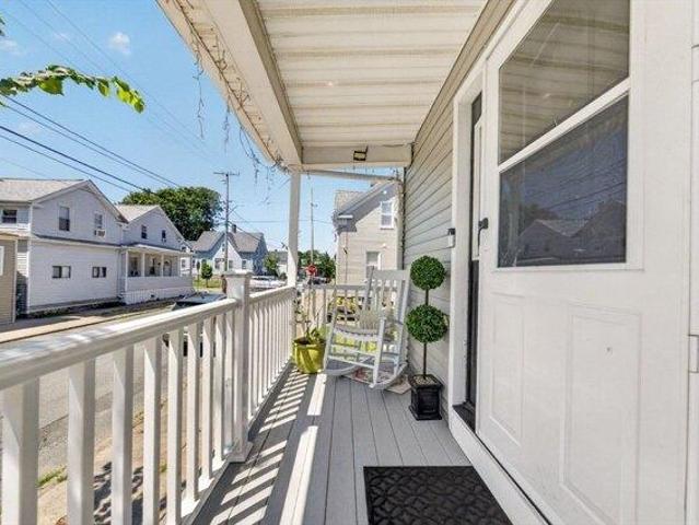 house with 3 bedroom, New Bedford MA ES105081981