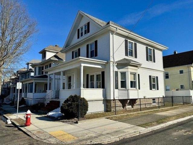 house with 3 bedroom, New Bedford MA ES105092623