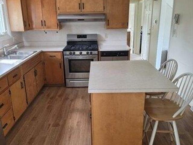 house with 3 bedroom, New Bedford MA ES105094463
