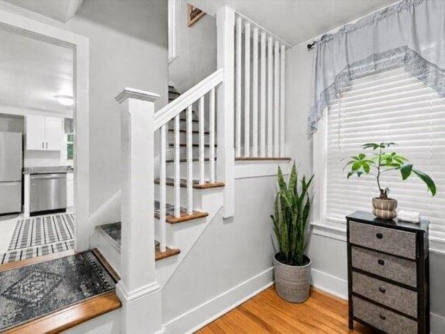 house with 3 bedroom, New Bedford MA ES105203149