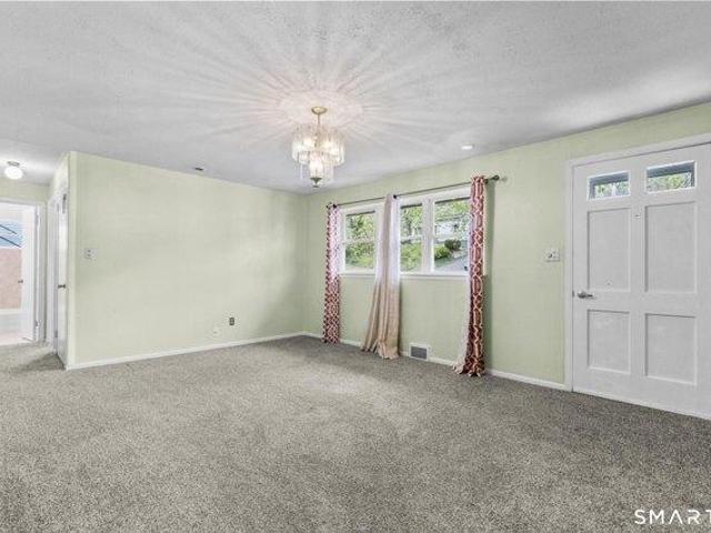 house with 3 bedroom, New Britain CT DLS101575335