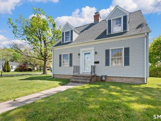 house with 3 bedroom, New Britain CT DS102257244