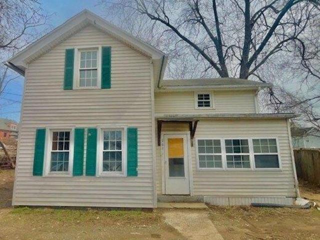 house with 3 bedroom, New Britain CT DS102446470