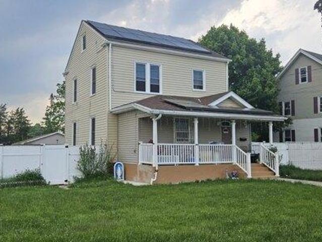 house with 3 bedroom, New Britain CT DS102724256