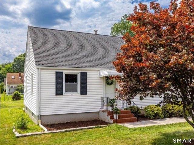 house with 3 bedroom, New Britain CT DS103967222