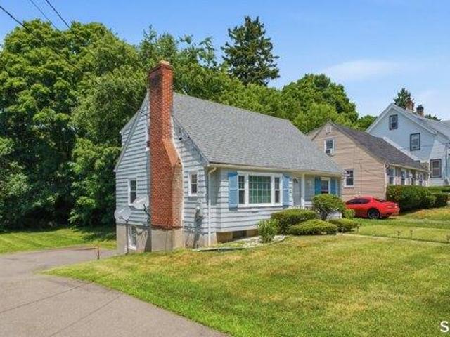 house with 3 bedroom, New Britain CT DS103967401