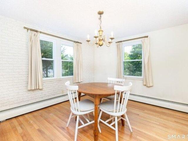 house with 3 bedroom, New Britain CT ES103125141