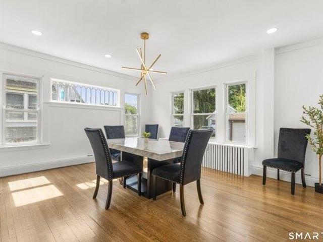 house with 3 bedroom, New Britain CT ES104190509