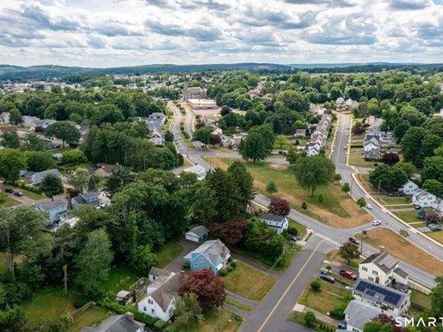 house with 3 bedroom, New Britain CT ES104191062