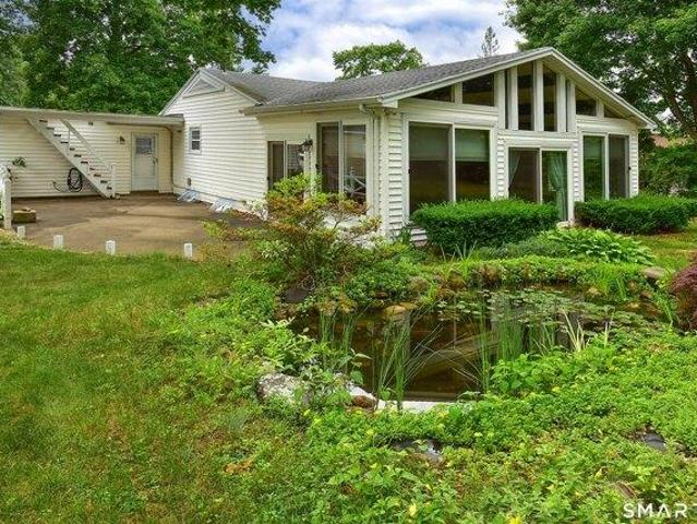 house with 3 bedroom, New Britain CT ES104300123