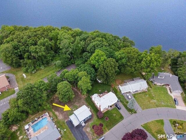 house with 3 bedroom, New Britain CT ES104407845