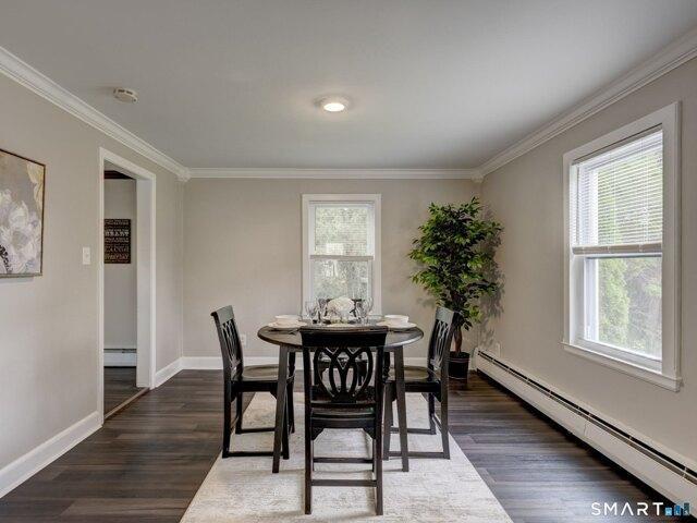 house with 3 bedroom, New Britain CT ES105144024