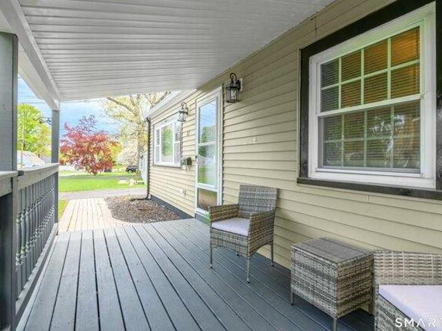 house with 3 bedroom, New Britain CT ES105124816