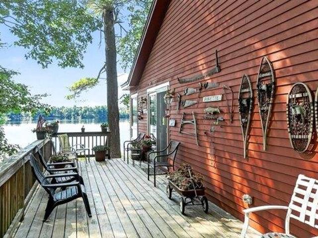 house with 3 bedroom, New Gloucester ME ES102822911