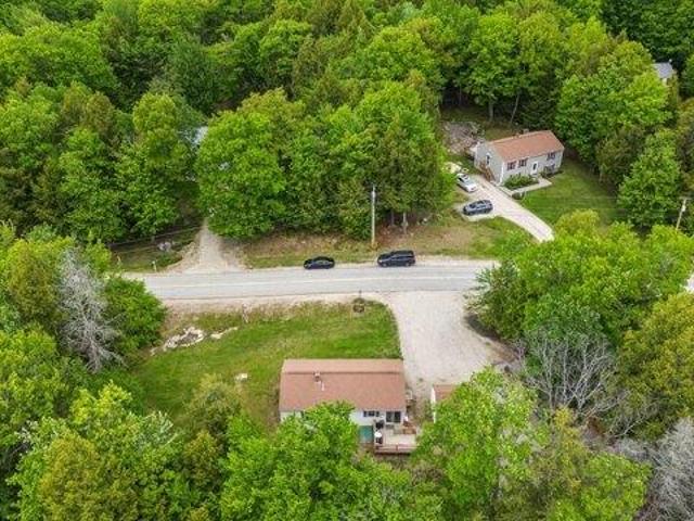house with 3 bedroom, New Gloucester ME ES104441796