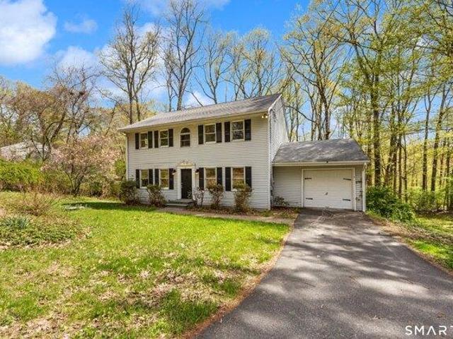 house with 3 bedroom, New Fairfield CT DLS103125412