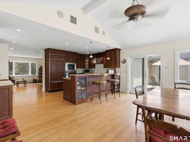 house with 3 bedroom, New Fairfield CT ES104510108