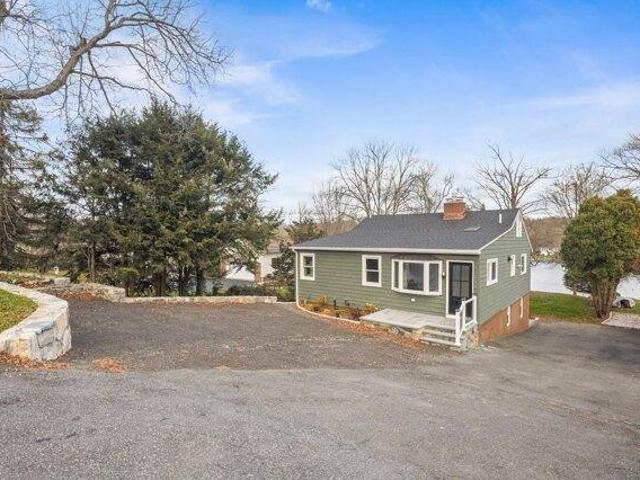 house with 3 bedroom, New Fairfield CT ES104811746