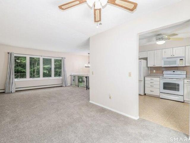 house with 3 bedroom, New Fairfield CT ES105123894