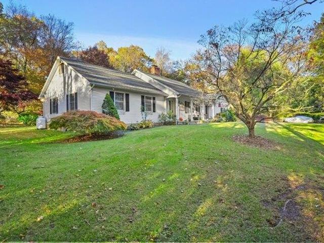 house with 3 bedroom, New Fairfield CT ES105157474