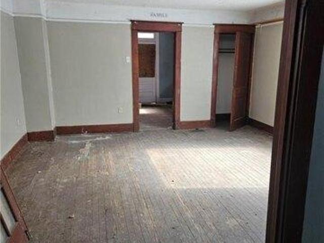 house with 3 bedroom, New Kensington PA ES103603206