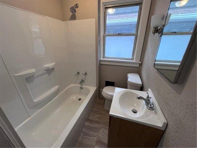 house with 3 bedroom, New Kensington PA ES104909144