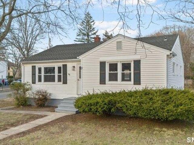 house with 3 bedroom, New Haven CT DLS102279773